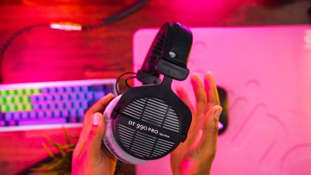 ¿Qué auriculares utiliza Ninja?